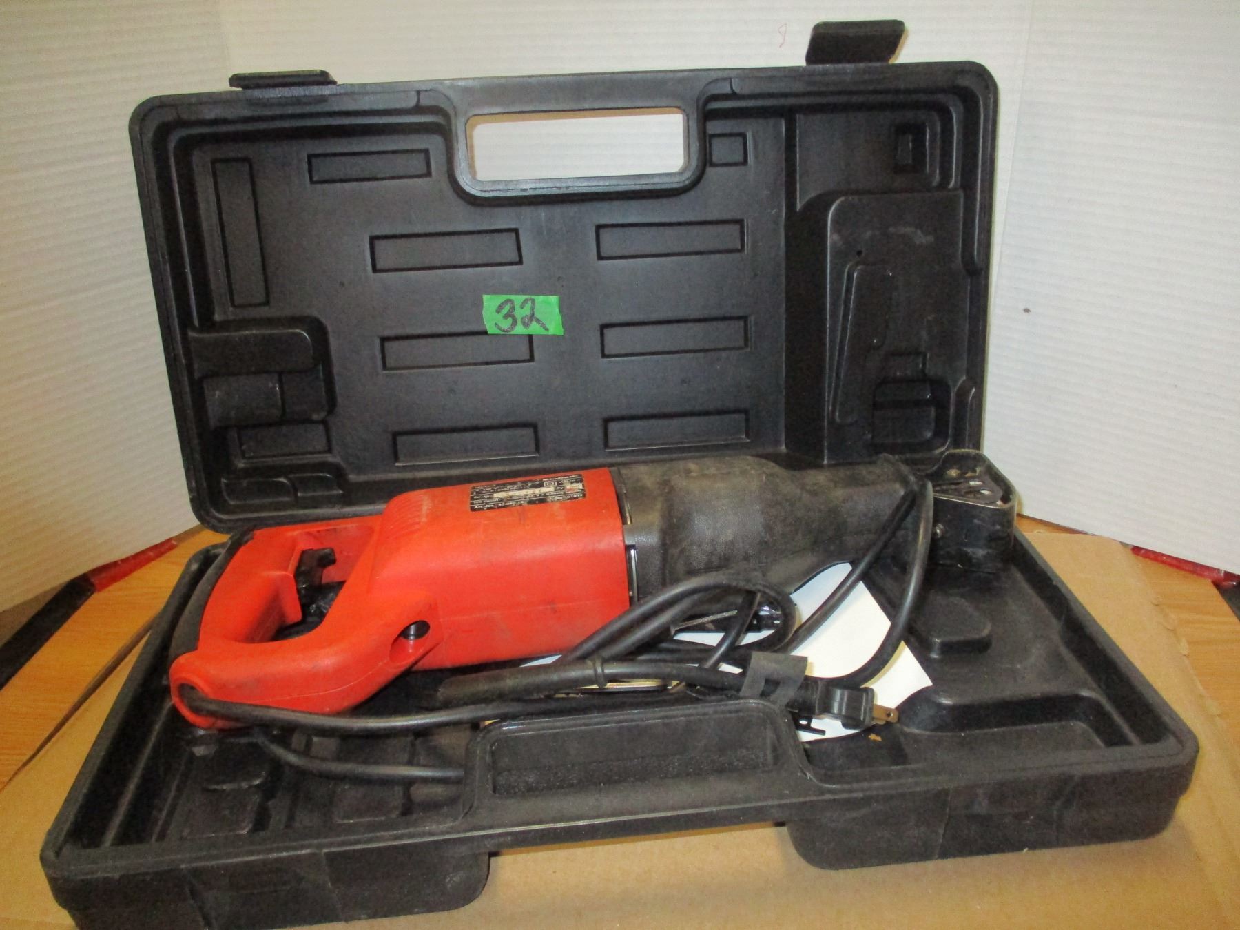 ESTATE: RECIPROCATING SAW & CASE