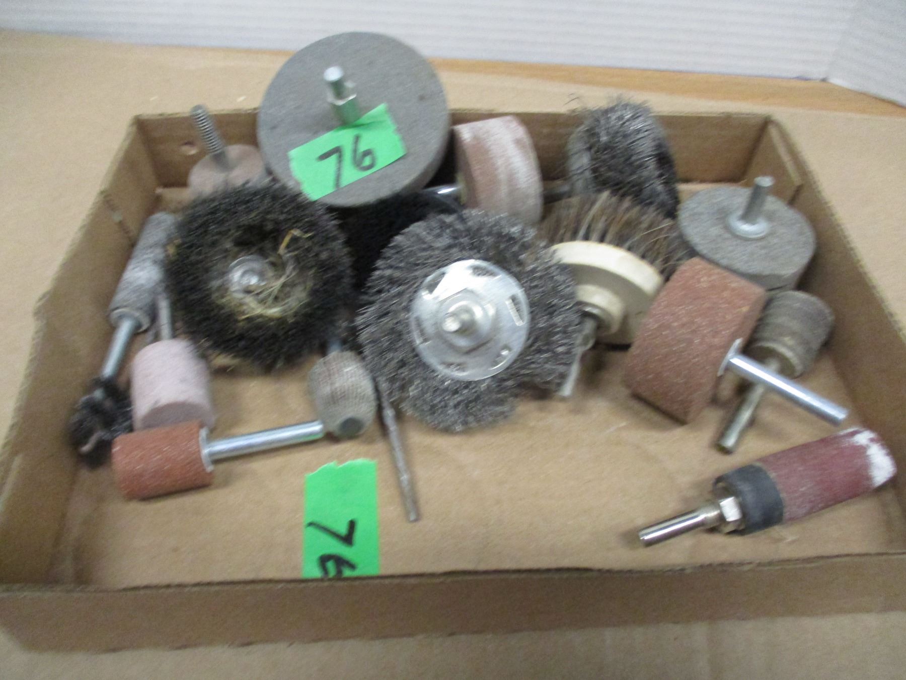 FLAT C/W GRINDING STONES