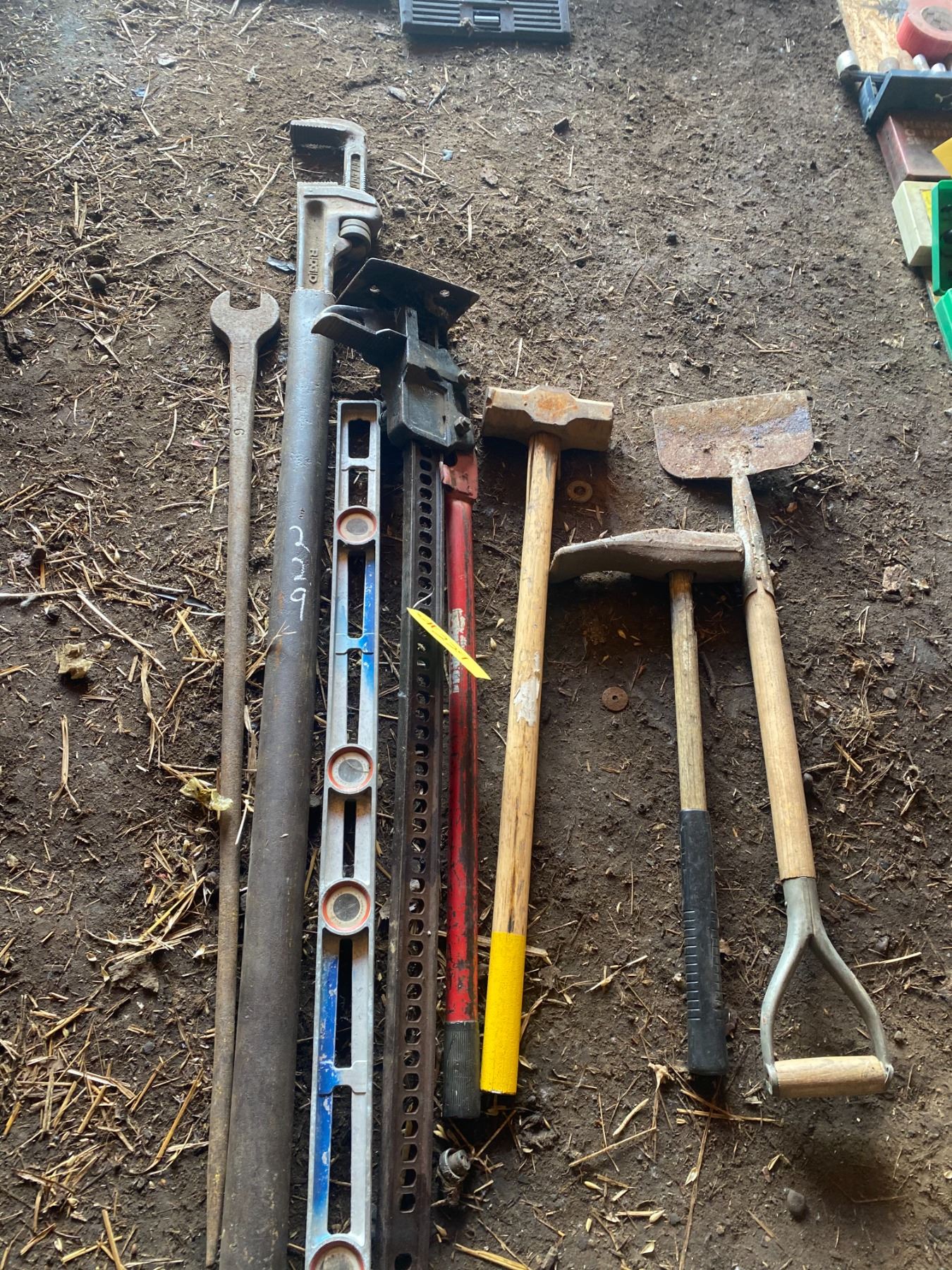 Level, Jack, tire breaker, sledge, crescent, bar