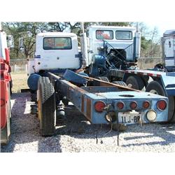 1989 MACK CAB & CHASSIS