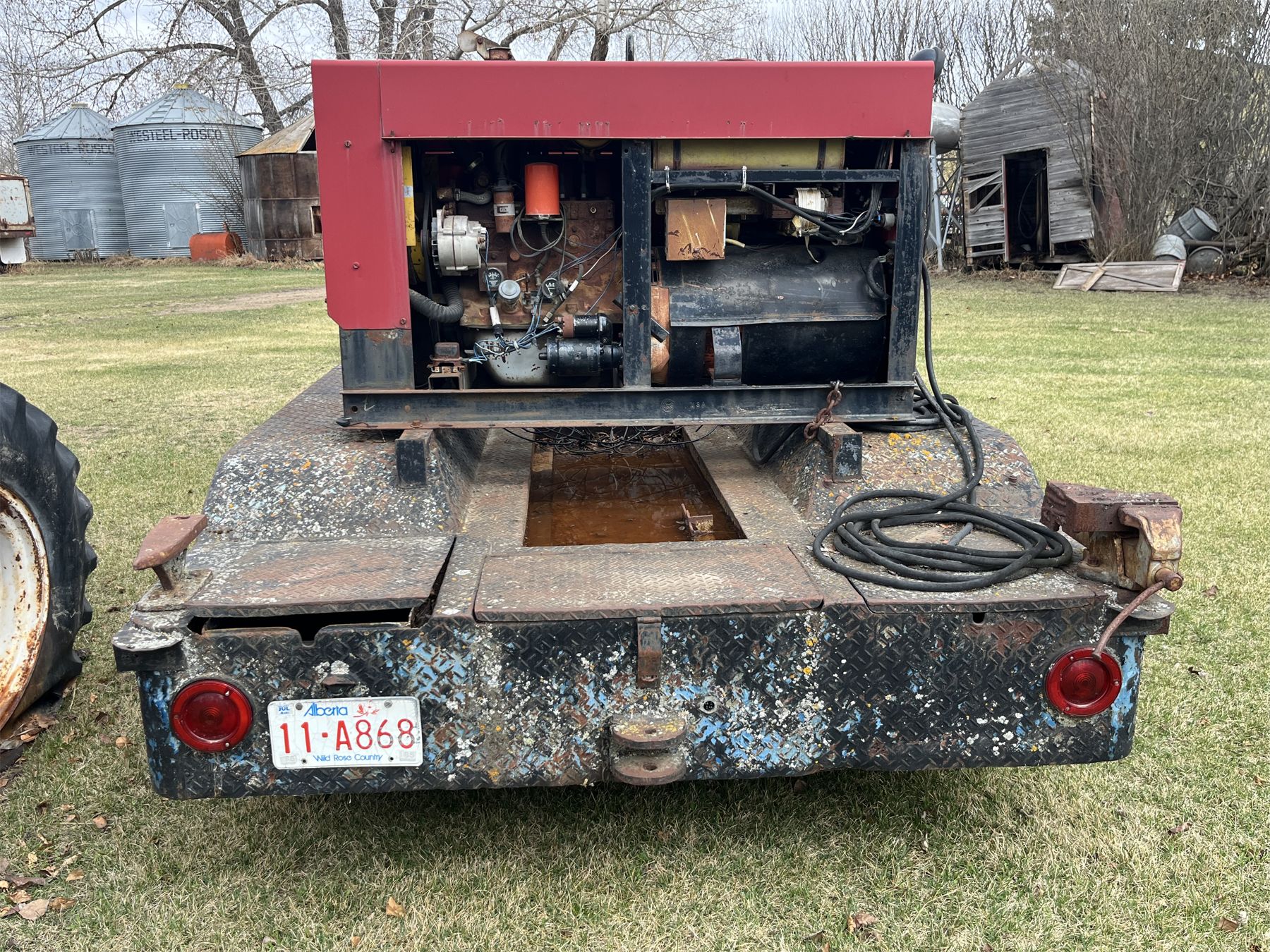 GMC 930 Truck with Welder & Misc