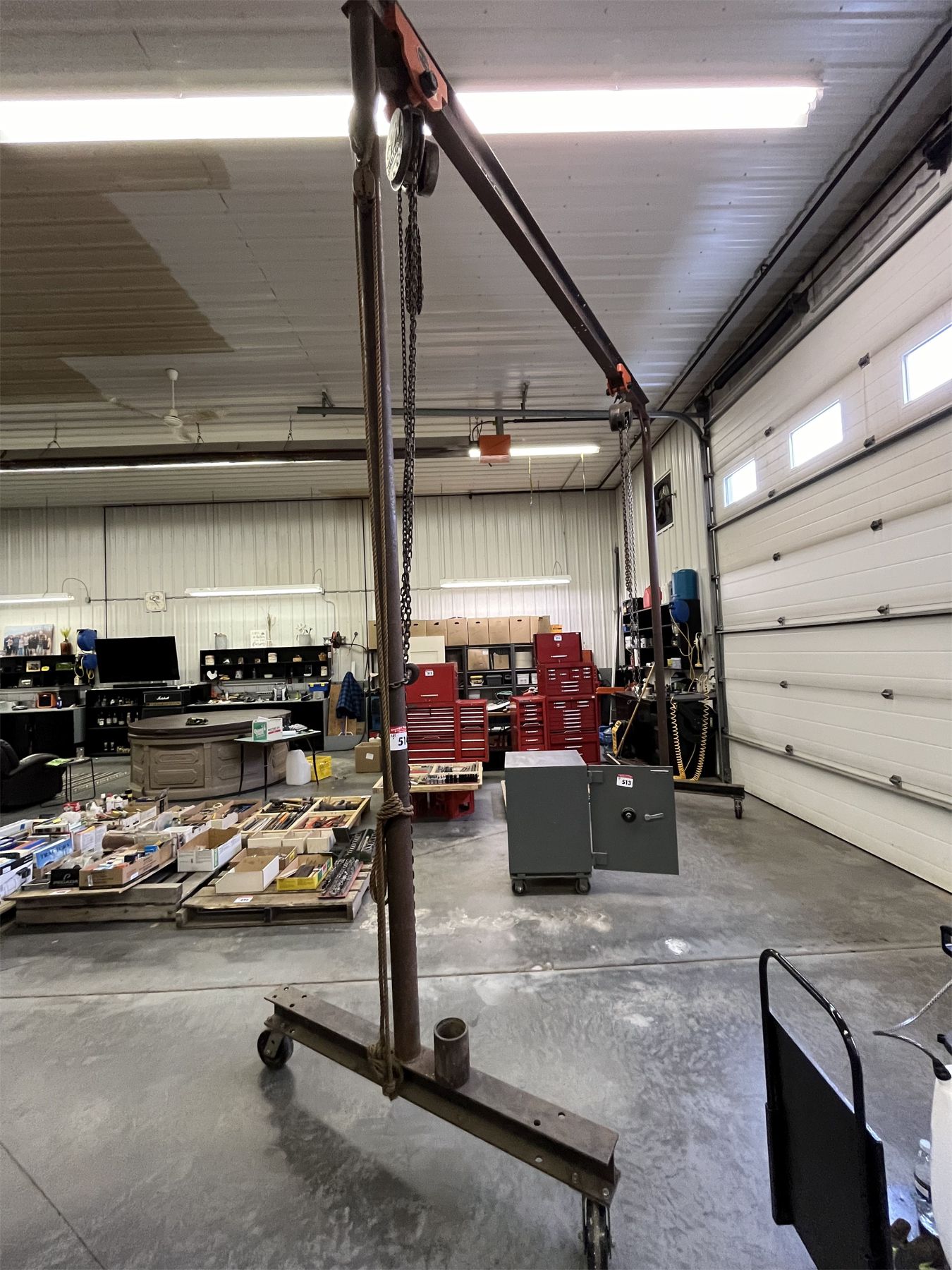 Overhead Hoist with 1 Ton Max Hoist & Extra Hoist