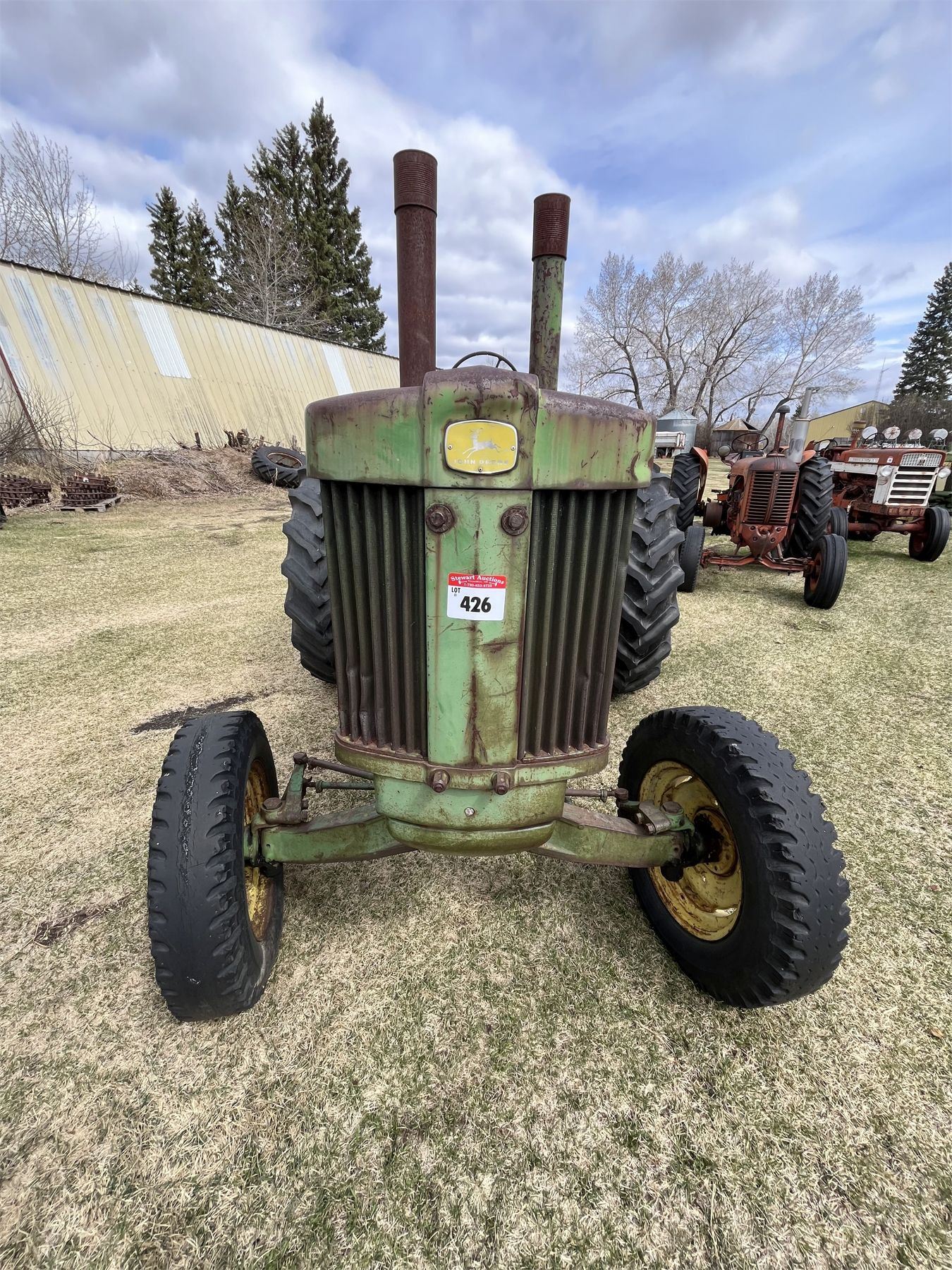 JD 720 Tractor (Not Seized)