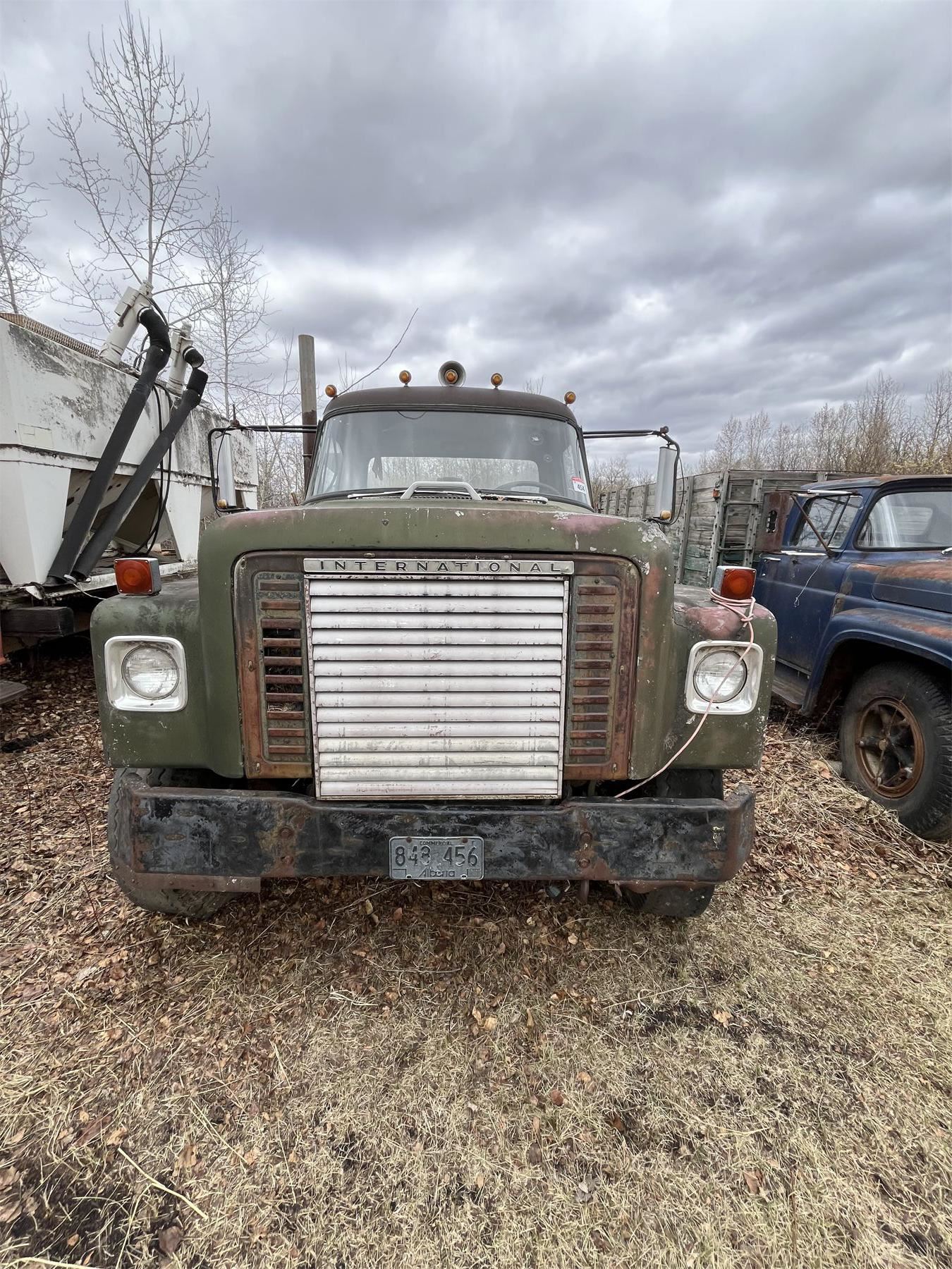 International Loadstar 1850 Diesel Truck
