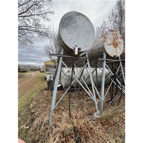 500gal Fuel Tank & Stand