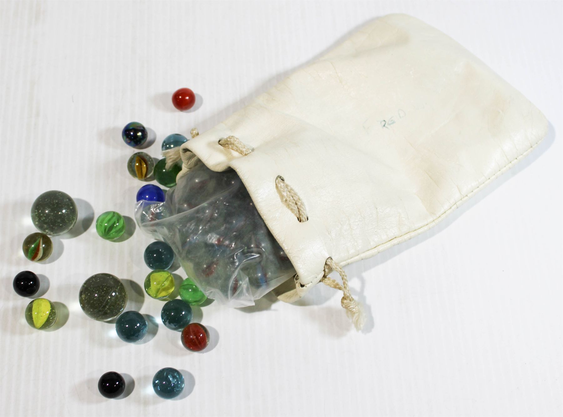 ESTATE MARBLE COLLECTION IN LEATHER POUCH