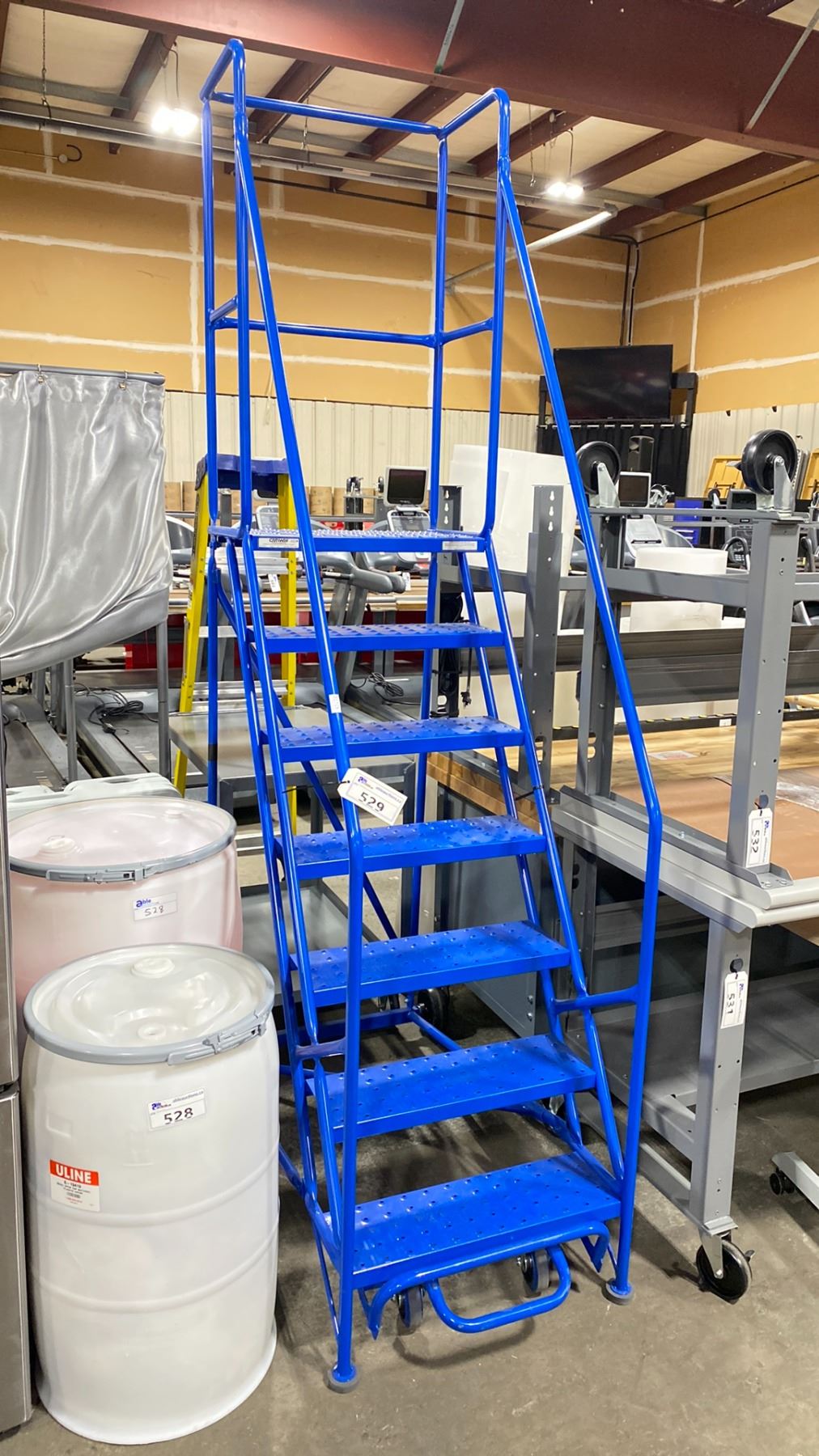 CANWAY 7H BLUE METAL MOBILE WAREHOUSE STAIRS WITH A MAXIMUM LOAD canway-7h-blue-metal-mobile-warehouse-stairs-with-a-maximum-load