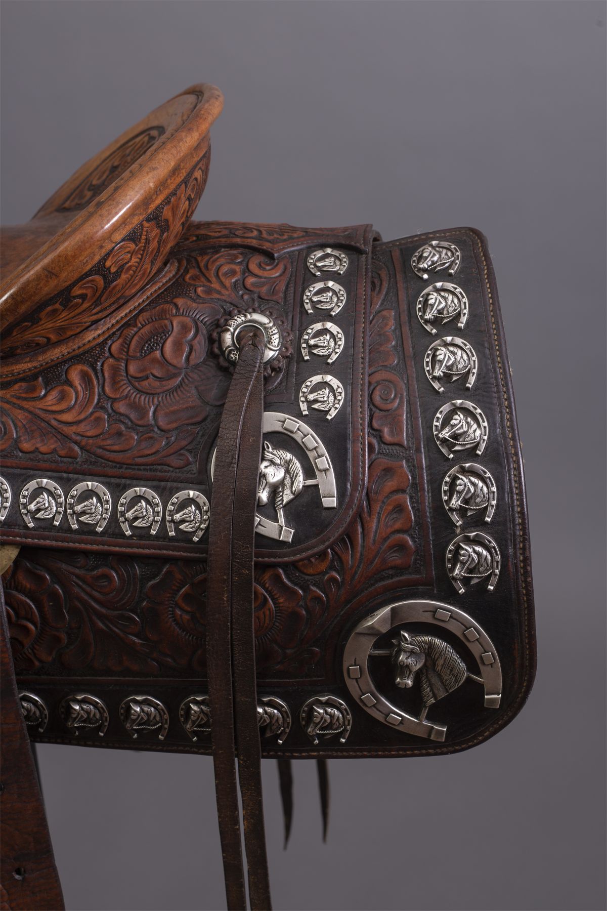 South Texas Saddle with Matching Bridle, Saddle Bags, & Double Holster ...