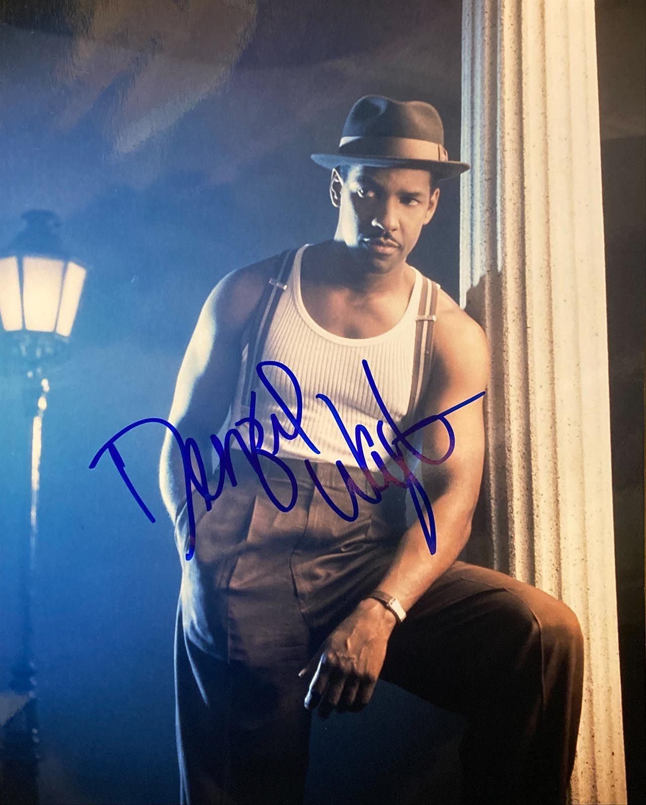 Devil in a Blue Dress Denzel Washington signed movie photo. GFA ...