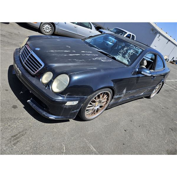 2001 Mercedes-Benz CLK