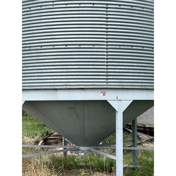 Westeel 5 Ring Hopper Grain Bin