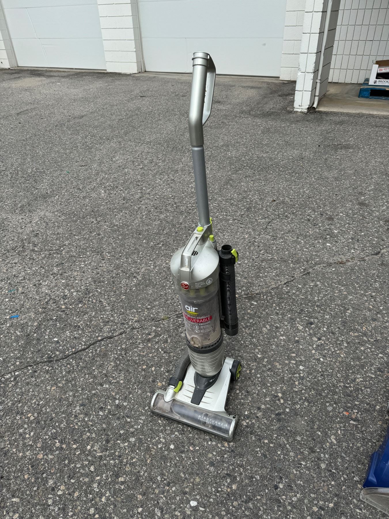 Hoover vacuum