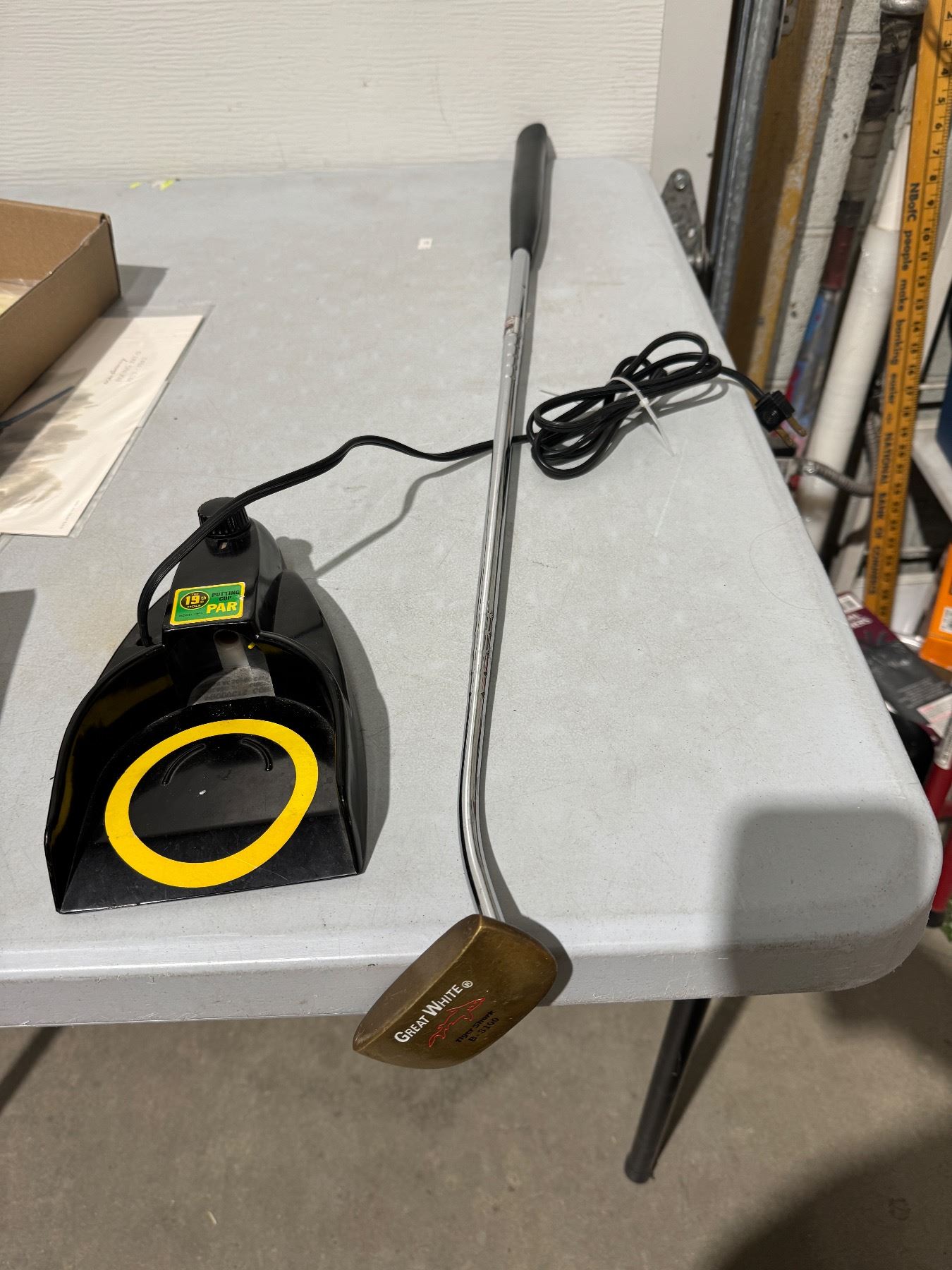 Vintage putting cup working , & Tiger shark putter