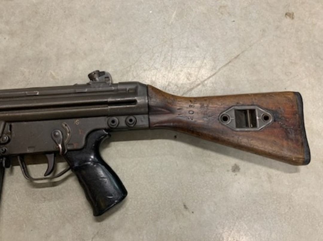 Nice vintage decommisioned Heckler Koch G3 Machine gun 41"