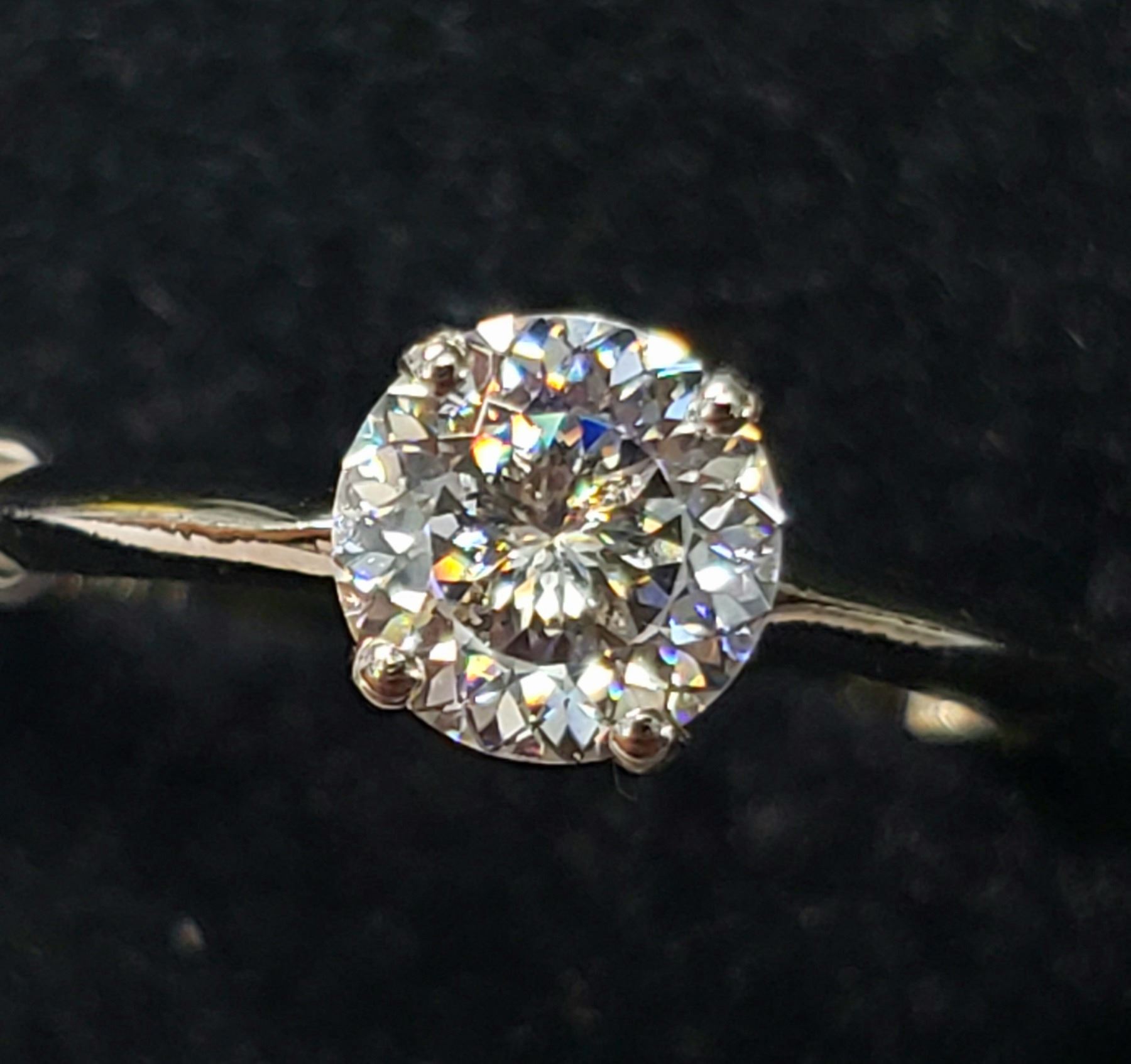 BZ1957-53K 10K MOISSANITE (0.75CT) RING - Kastner Auctions