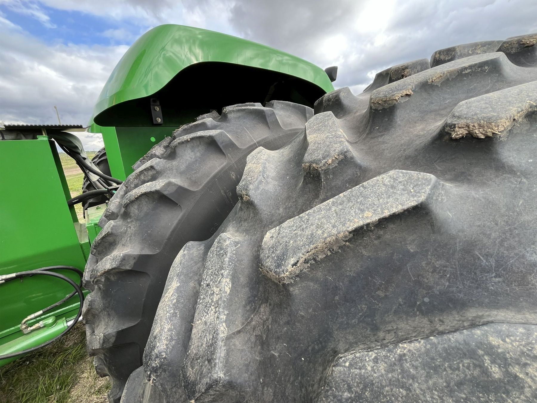 1997 John Deere 9100 4WD Tractor, No PTO, 1860 Original Hrs, Always Shedded. RARE MINT CONDITION