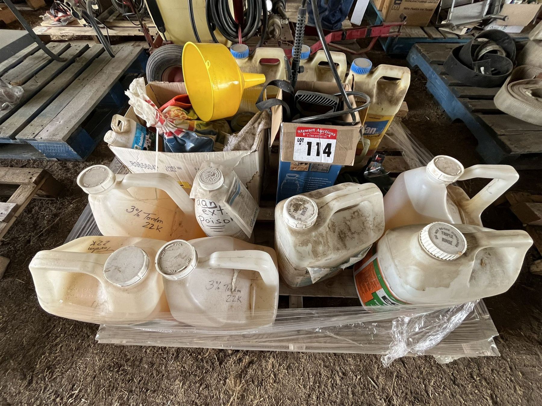 Sprayer, Funnel, Gloves