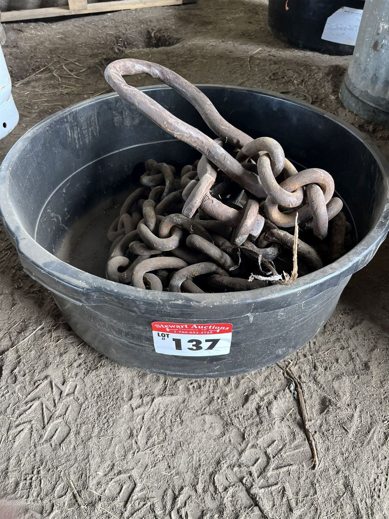 Tub of HD 3/4inch diameter chain (approx 30ft length incl. clevis hitch ...