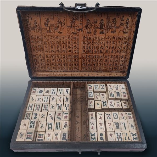 Antique Chinese Bone & Bamboo Mahjong Set 140 Pieces In Decorative Box