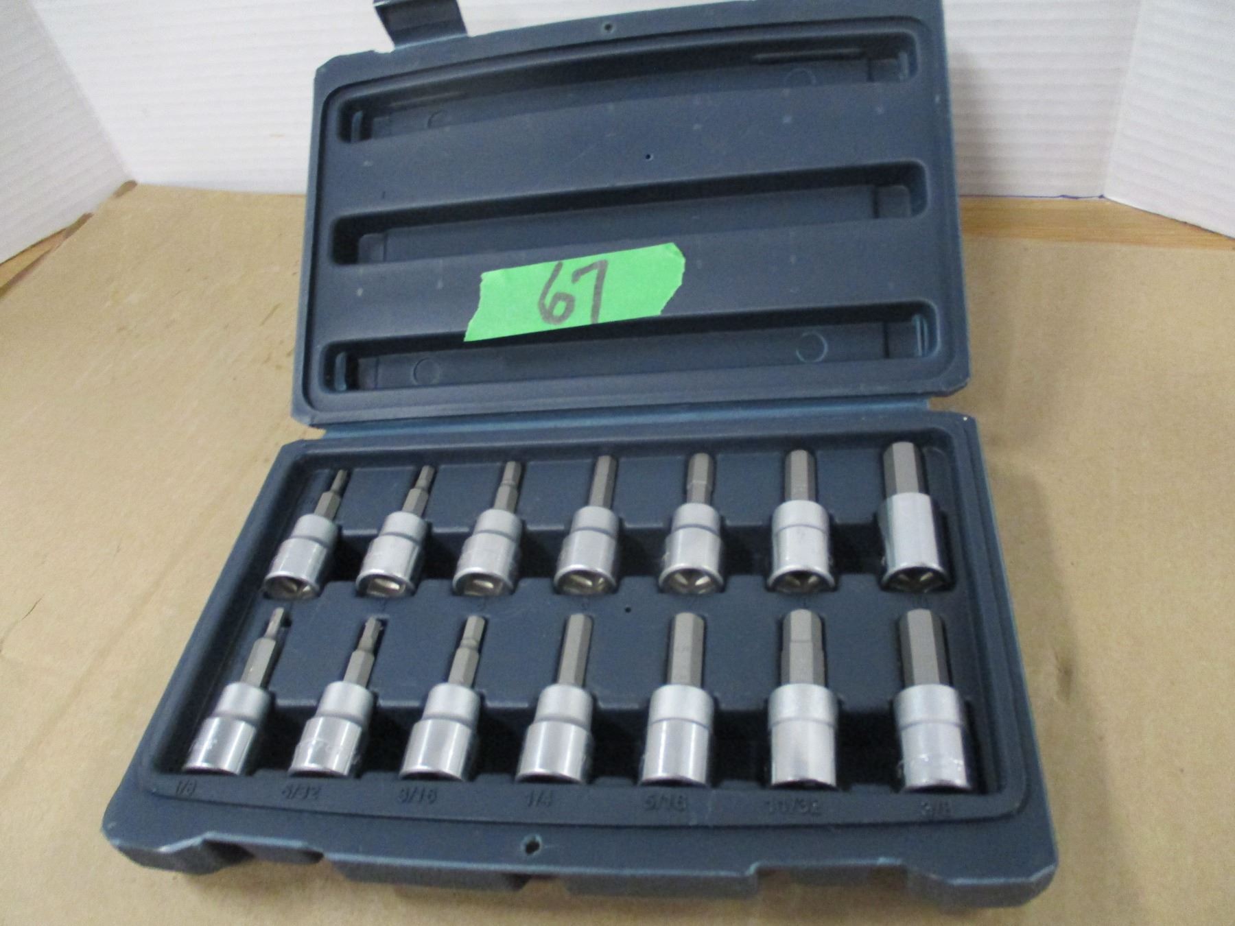 14 PIECE HEX BIT SET
