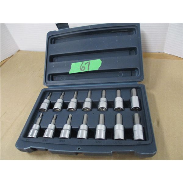 14 PIECE HEX BIT SET
