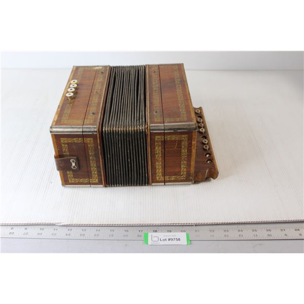 Vintage Accordion Bodnarus Auctioneering