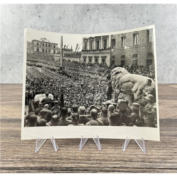 Adolf Hitler Old Fighters Feldherrnhalle Photo