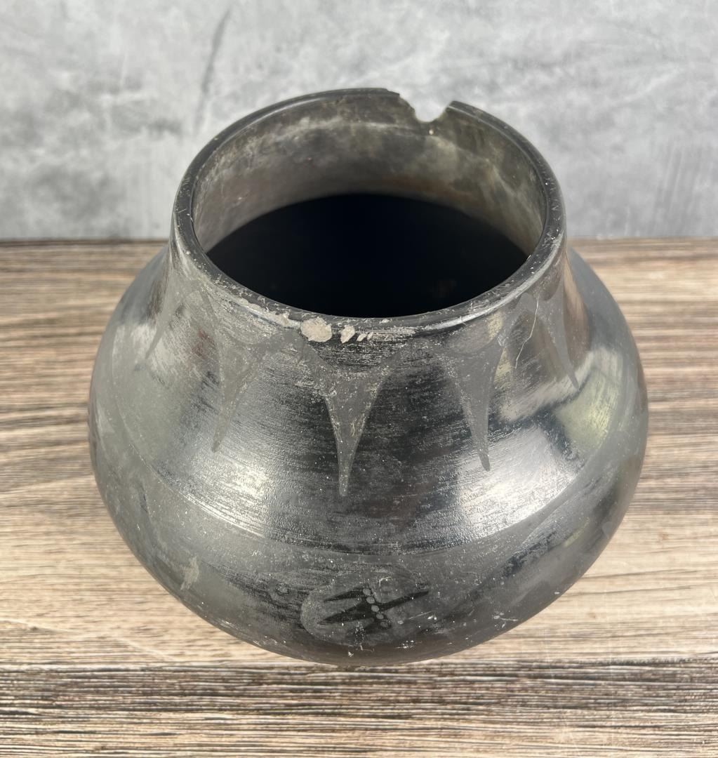 Maria Martinez San Ildefonso Pueblo Indian Pot