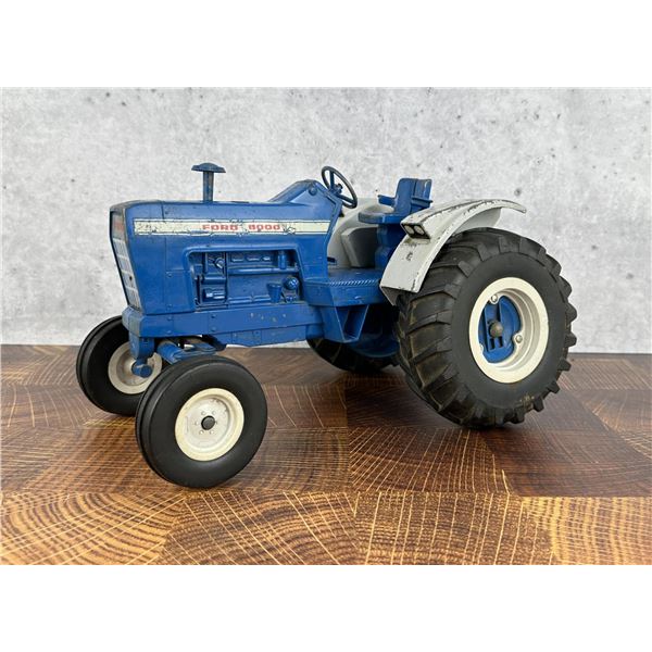 Ertl Ford 8000 Tractor Toy