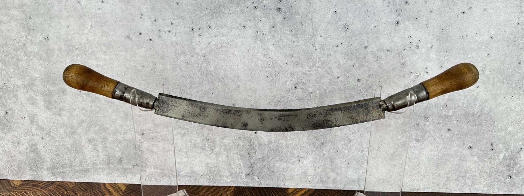 Lutz File & Tool Trapping Hide Scraper