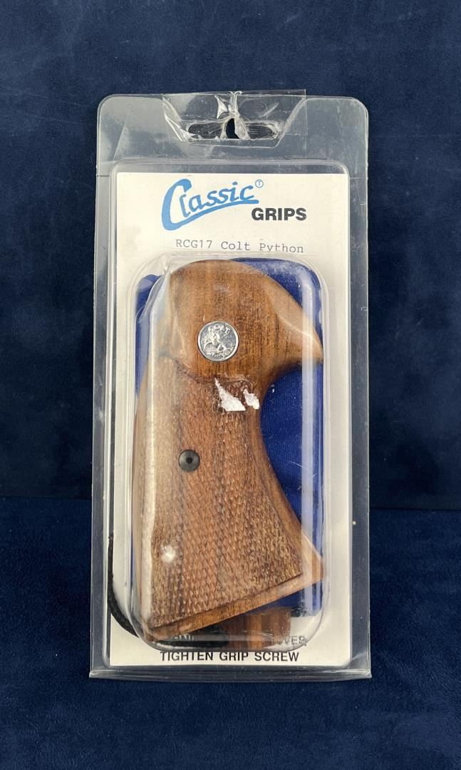 Colt Python Royal Cocobolo Pistol Grips