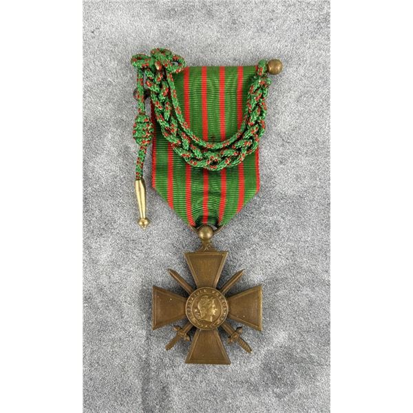 WWI WW1 French Croix de Guerre Medal
