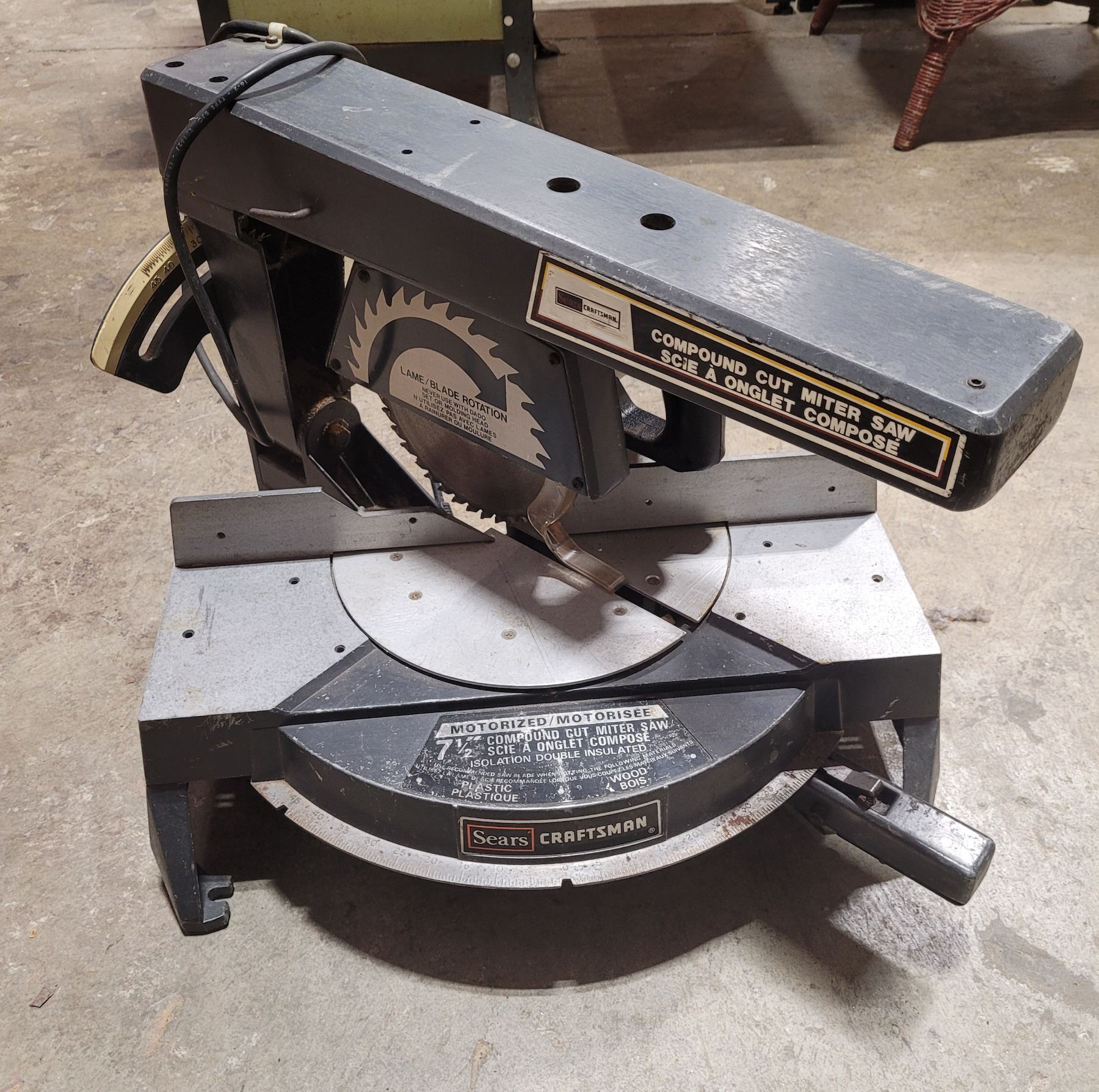 Craftsman Compound Cut Miter Saw