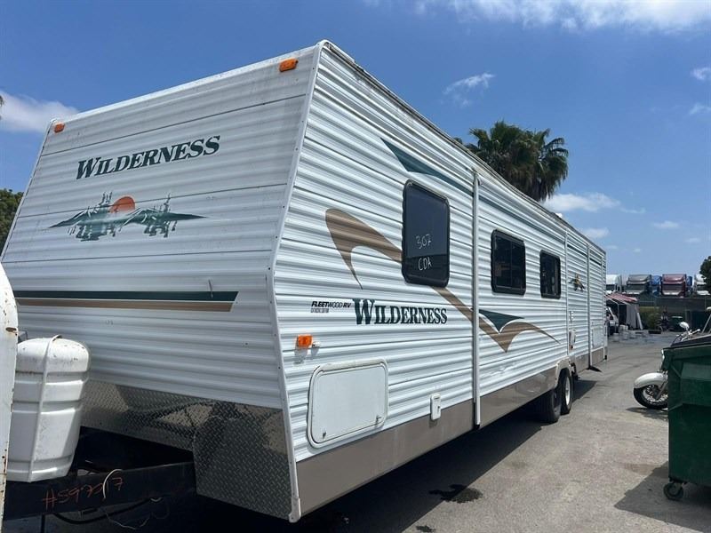 2004 WILDERNESS TRAILER