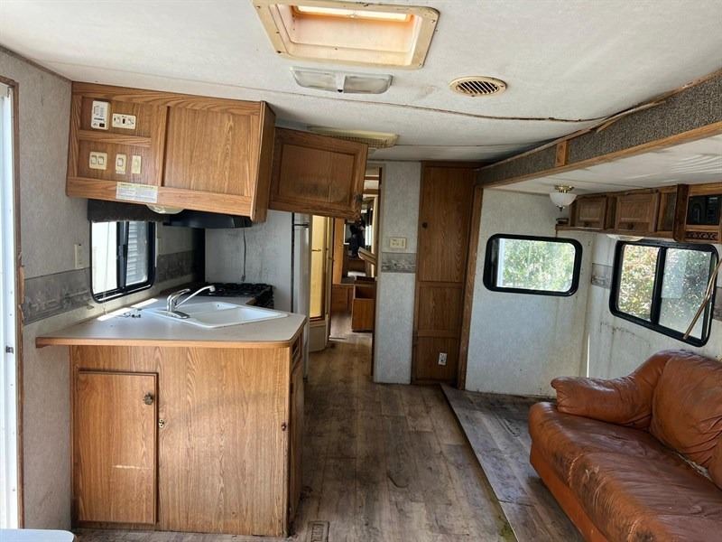 2004 WILDERNESS TRAILER