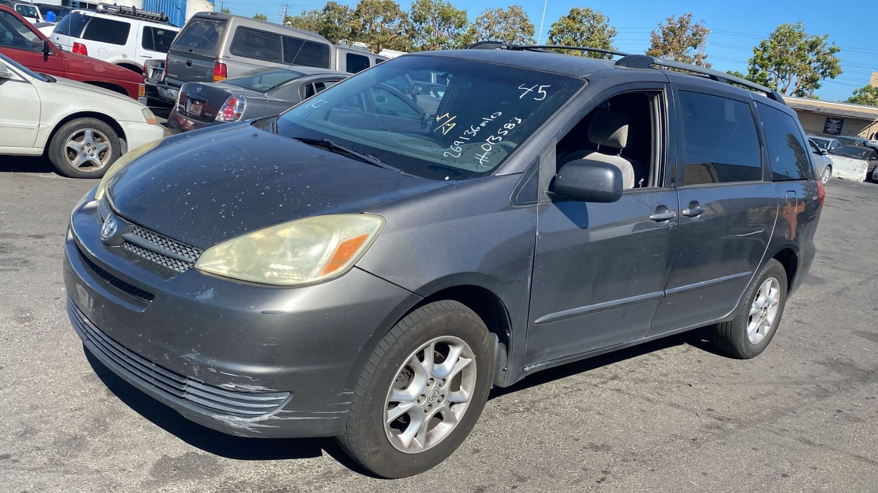 2004 Toyota Sienna