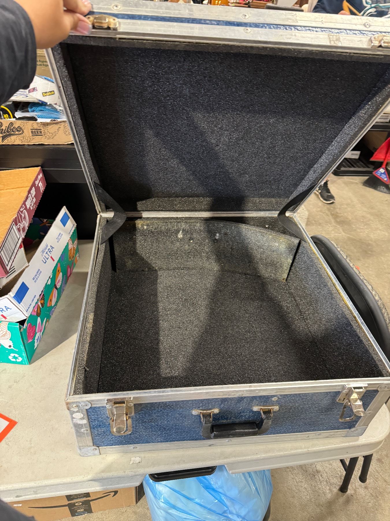 Storage box