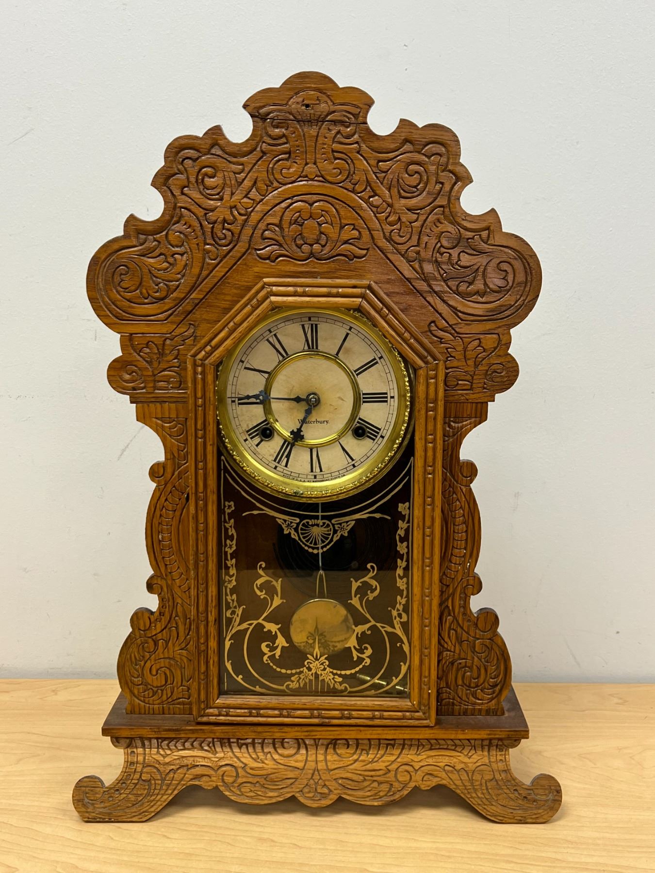 Vintage Waterbury "Festus" Carved Wooden Clock w/Key & Glass Door