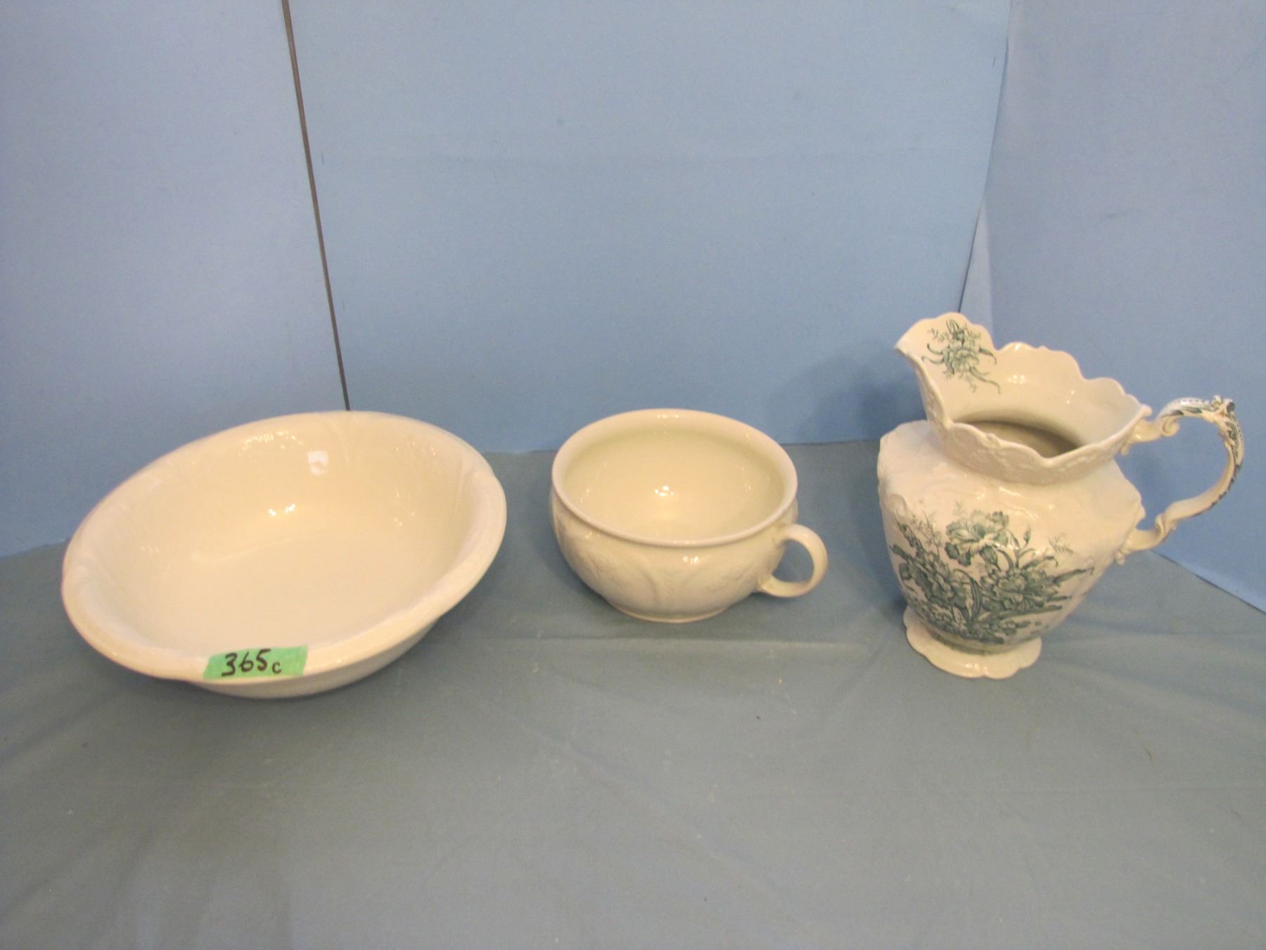 Vintage pottery wash basin. Chamber pot and water pitcher