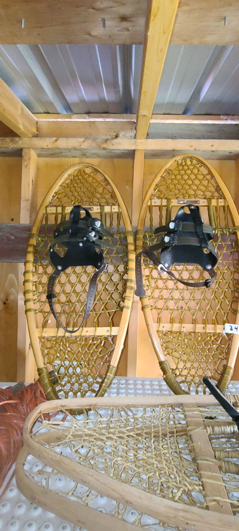 SNOW SHOES 36"