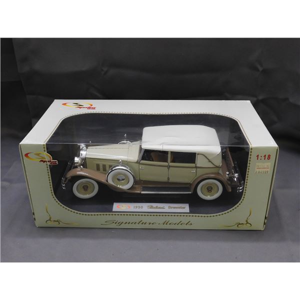 1:18 Signature Models 1930 Packard Brewster