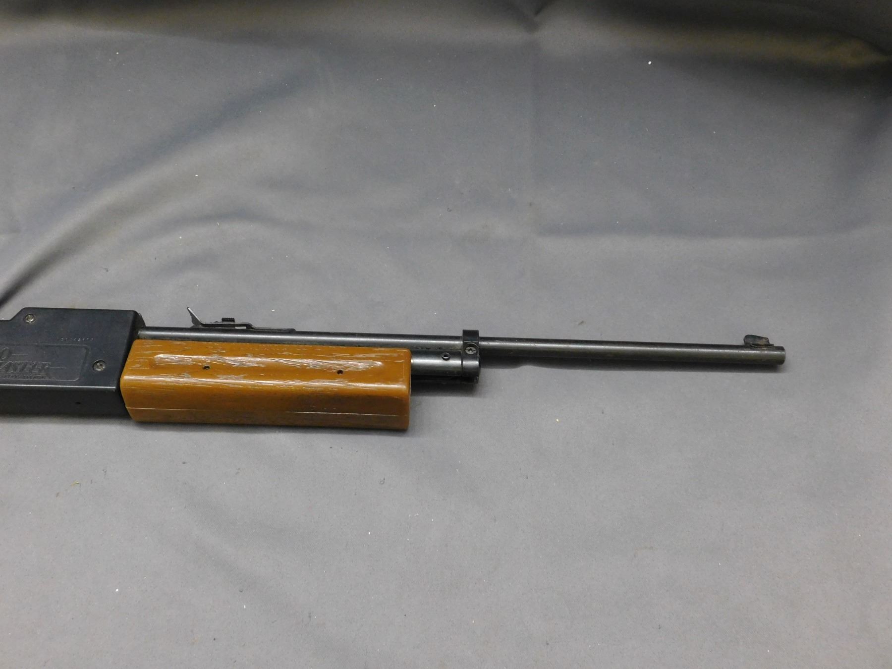 Crosman 760 Pumpmaster Air Pellet Gun .177 Calibur Model 760-C