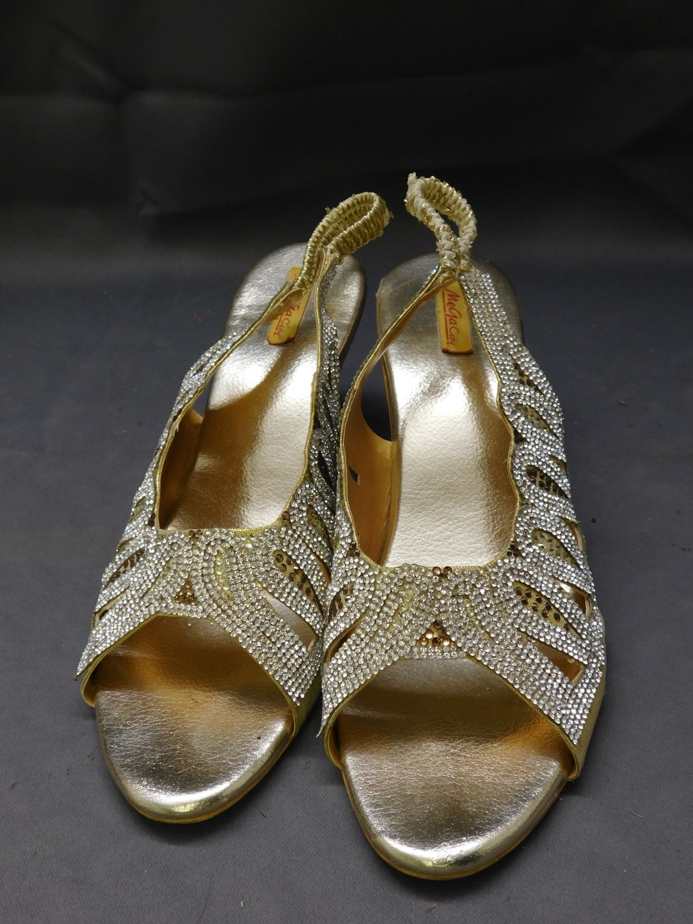 Pair of Size 40 Women's Dress Shoes Short Heel Bedazzled