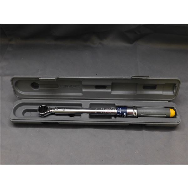 Mastercraft Maximum 3/8 " Drive Torque Wrench 30-250lb