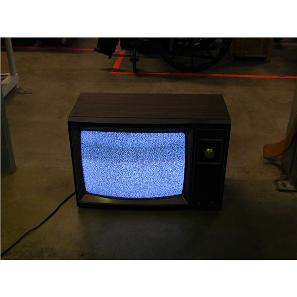 Vintage Portable Tube TV