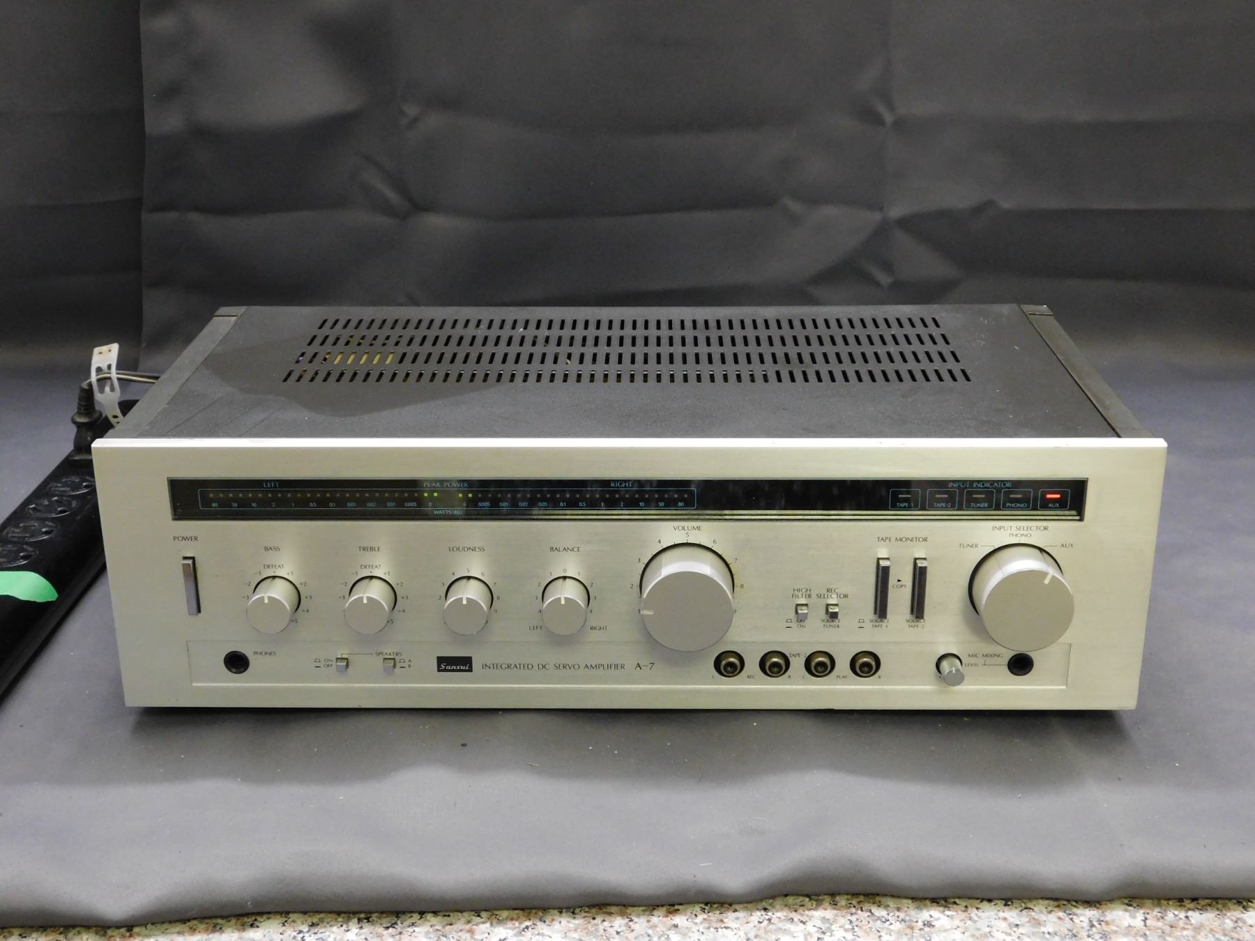 Sansui A-7 Integrated DC Servo Amplifier