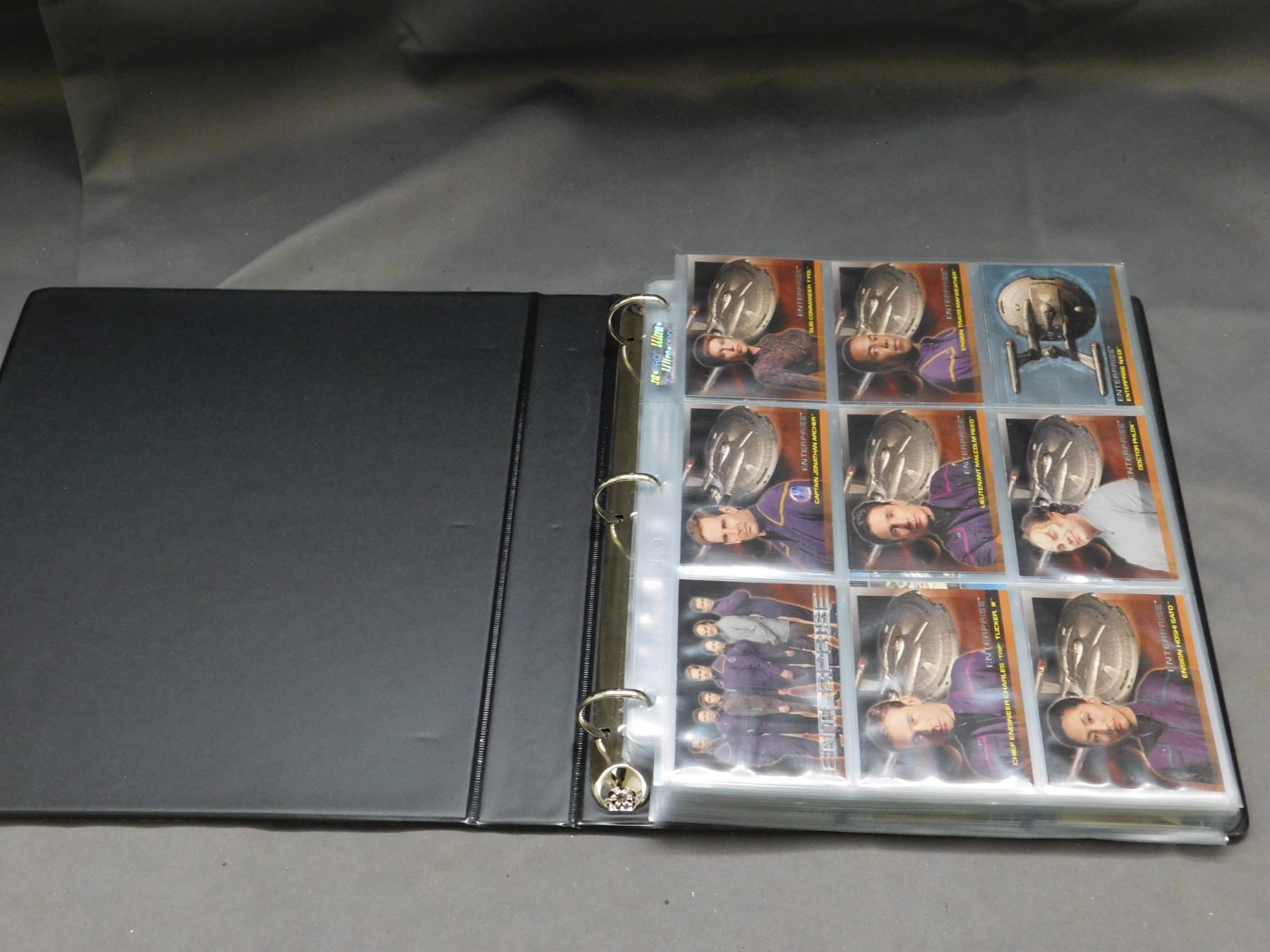Binder of Star Trek Enterprise Base Set Season 162 Base Set + Inserts