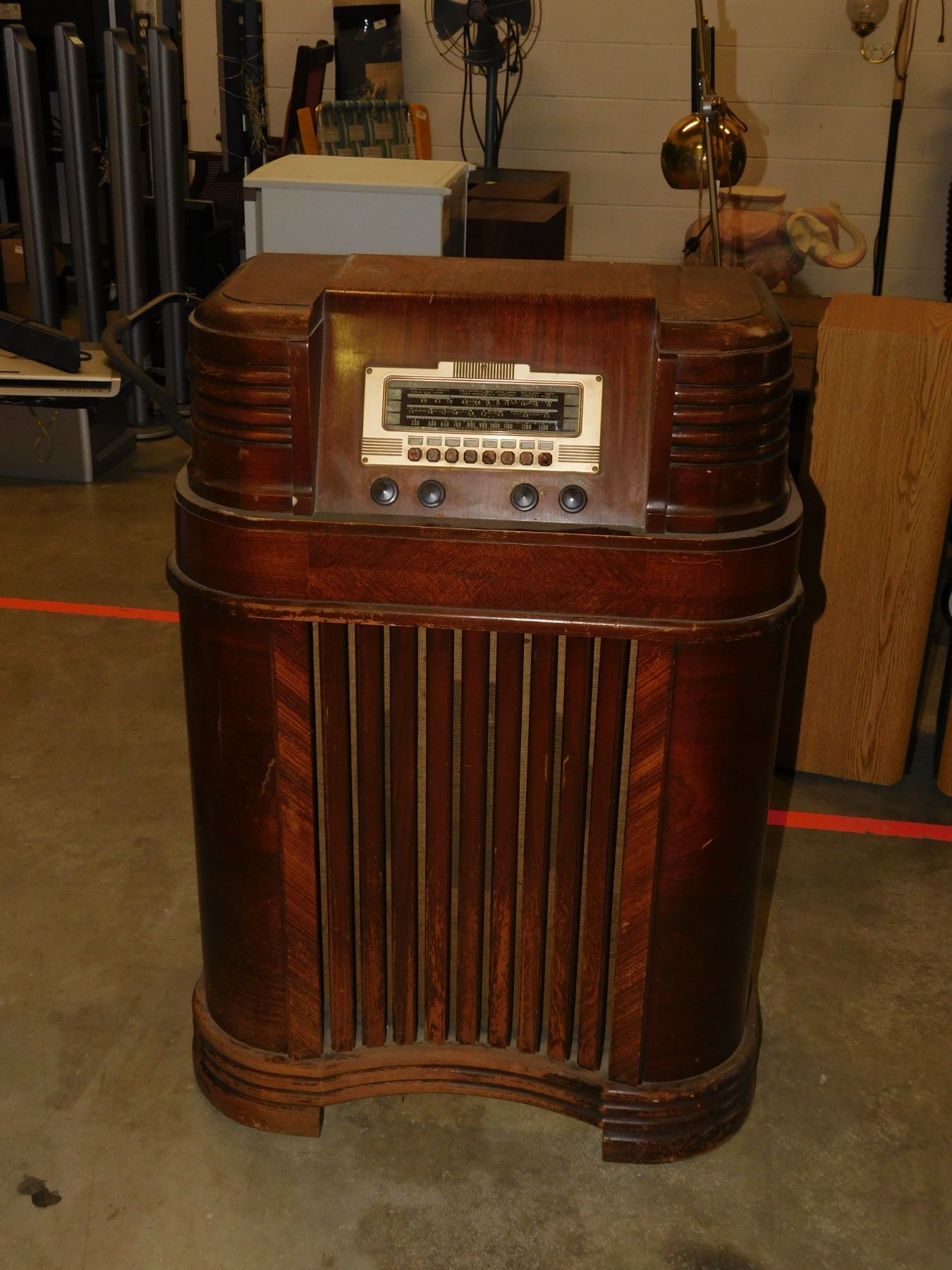Vintage Philco Floor Standing Tube Radio