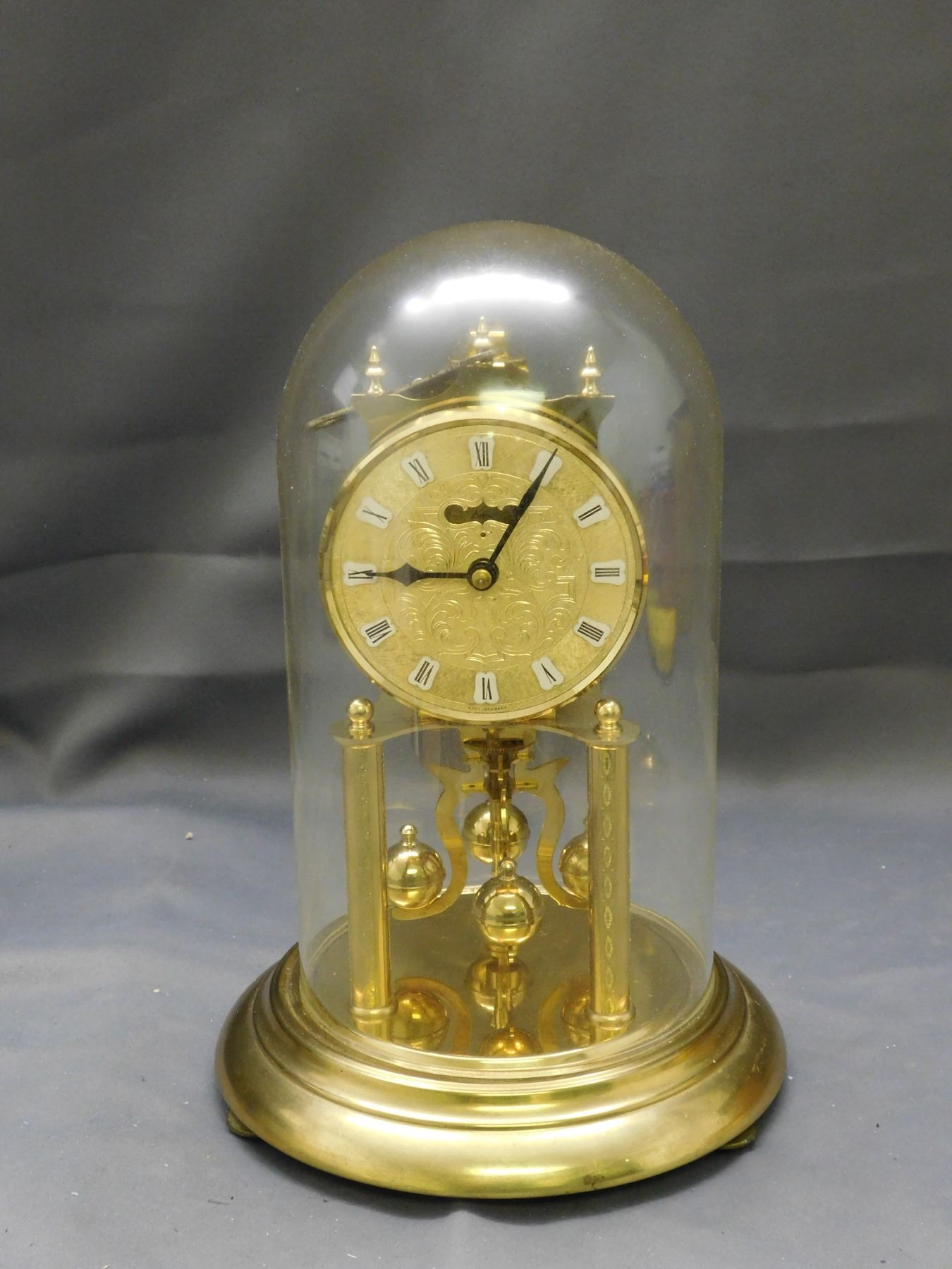 Kern Domed Anniversary Clock Key Wind w Key Pendulum Clock