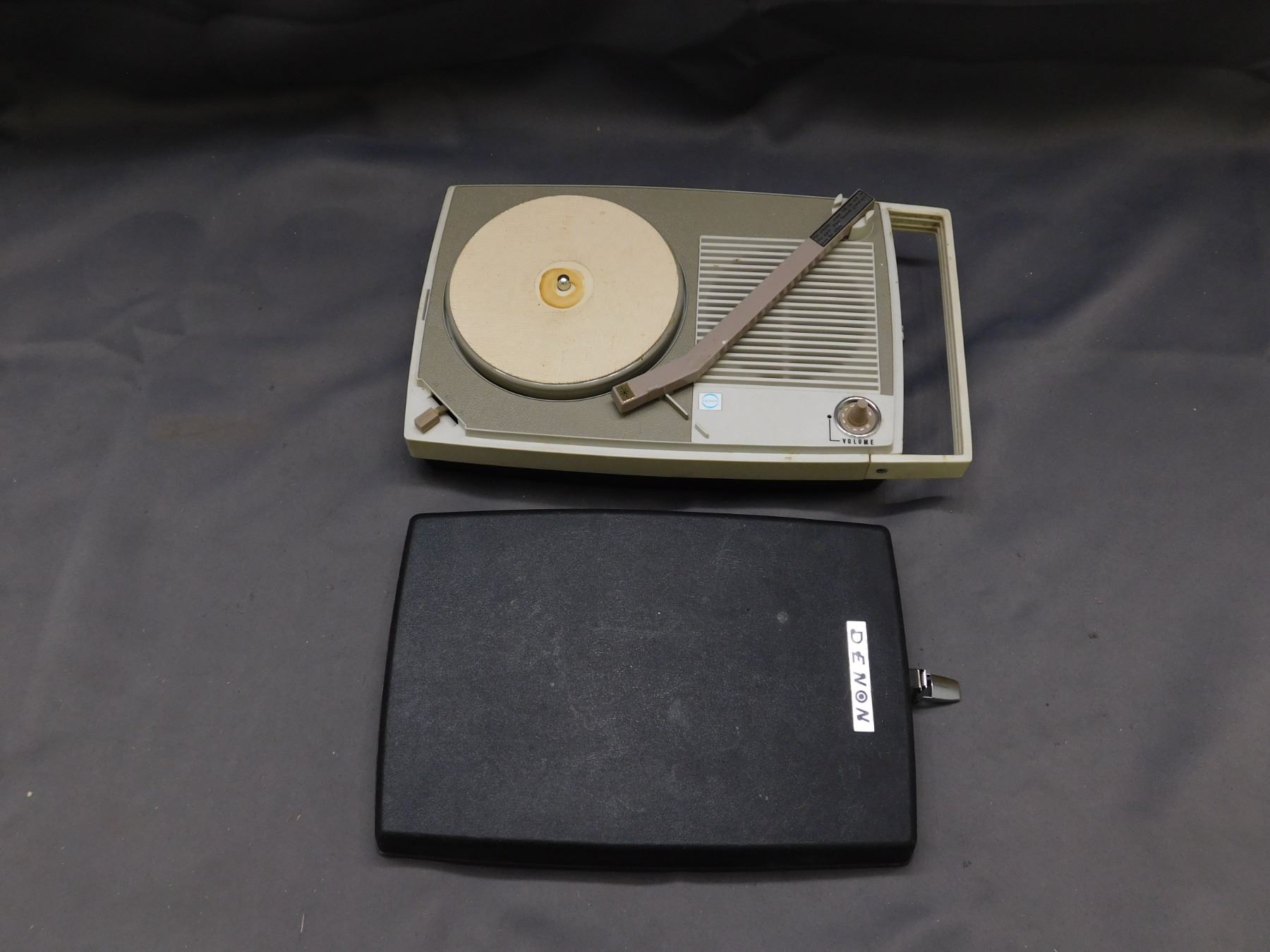 Vintage Denon Battery Operated Record Player *as is*